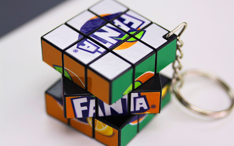 Fanta's Rubik's 3x3 Schlüsselanhänger - Rubik's for Brand Communication